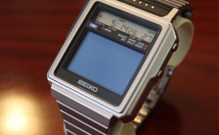 Wat was de eerste smartwatch ooit?